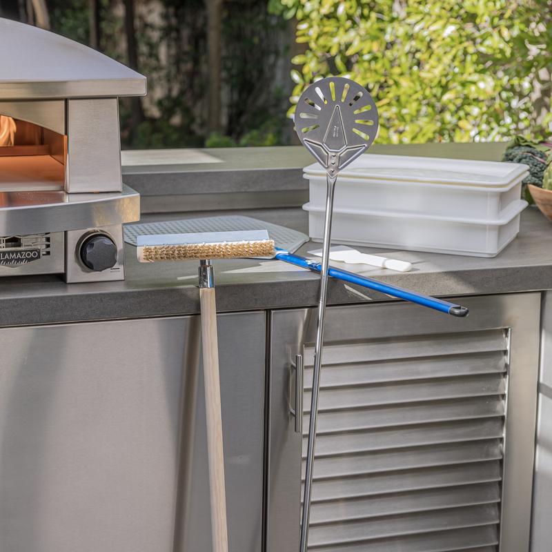 Pizza Making Essentials Kit | Kalamazoo Outdoor Gourmet