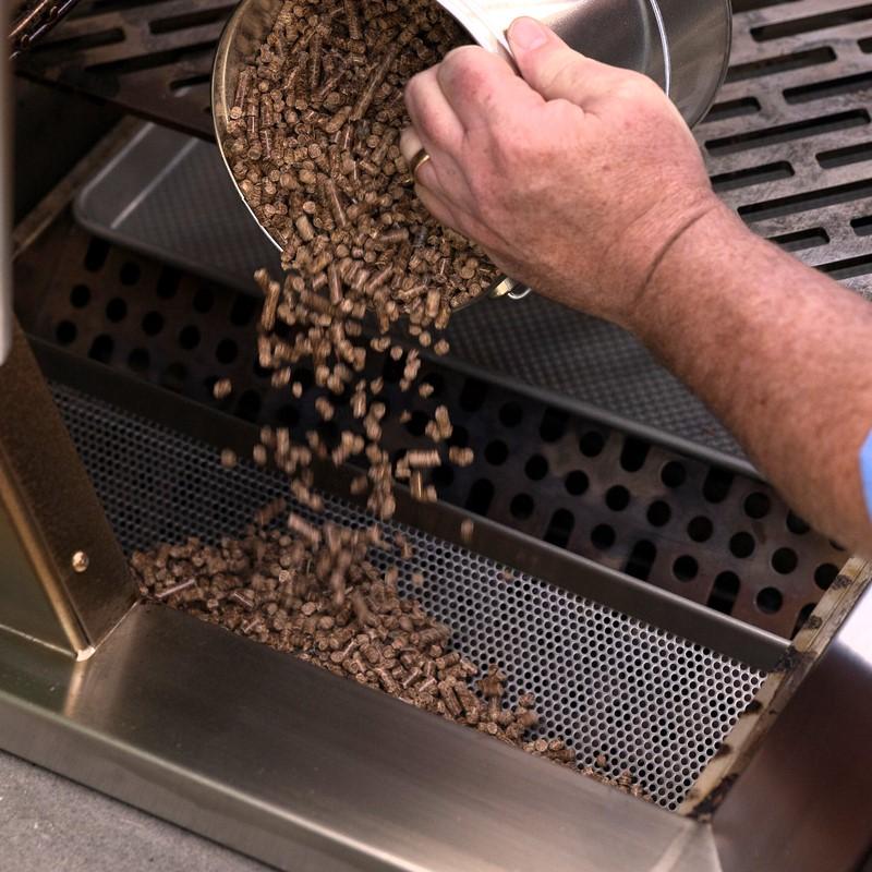 Premium Wood Pellets | Kalamazoo Outdoor Gourmet